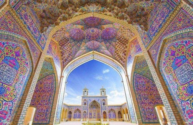 Best Iran adventure holidays UNESCO heritage & Iranian activities